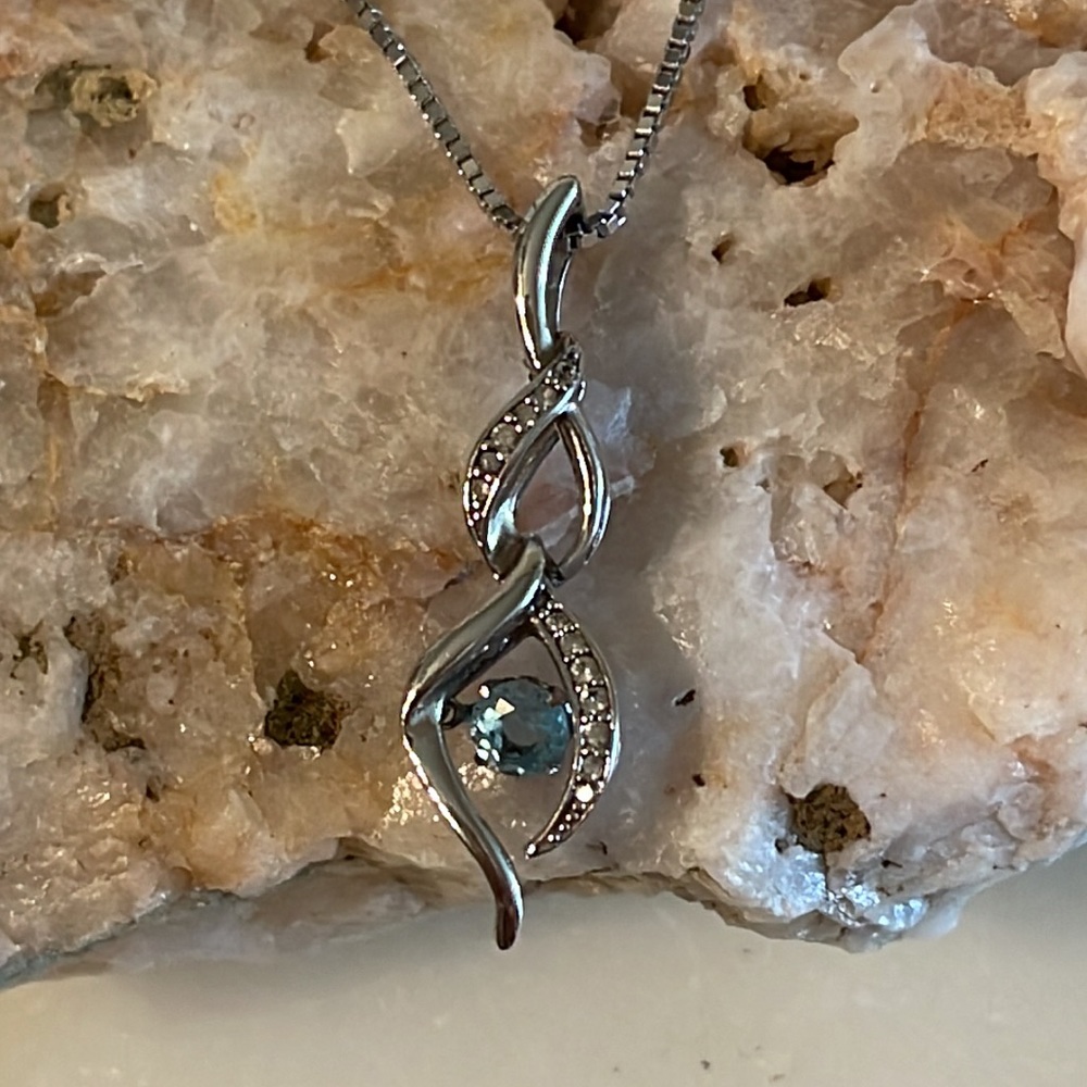 Designer Sterling Silver Floating Blue Topaz Infinity… - Gem